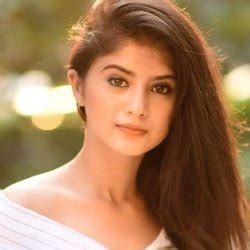 Arishfa Khan Arshifa Khan Biography Age Height Boyfriend Family Facts Caste Wiki More
