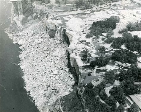 Niagara Falls Without Water 1969