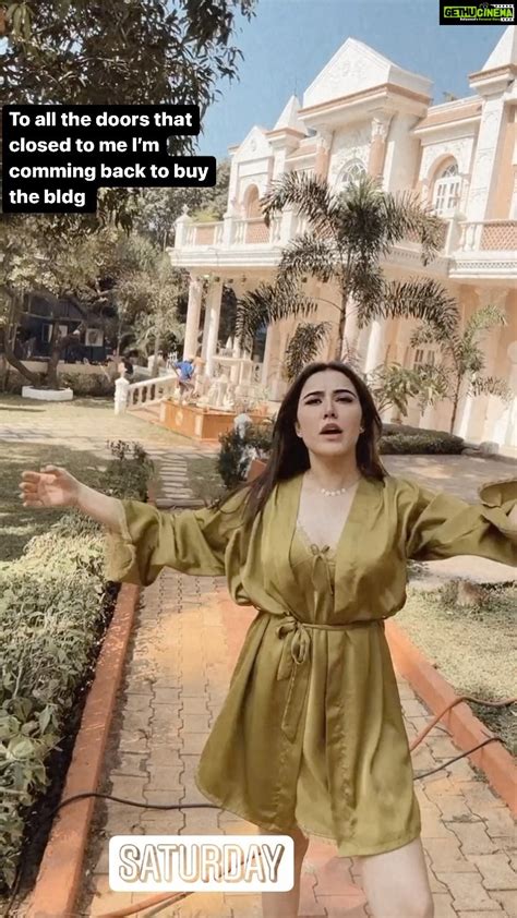 Sheena Bajaj Instagram Gethu Cinema