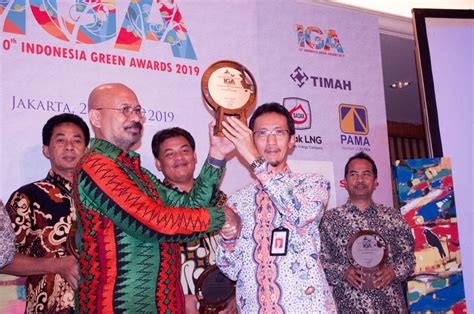 PT Pupuk Kujang Sabet Penghargaan Indonesian Green Award Spirit News