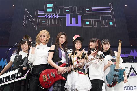 Raise A Suilen初単独公演は全15曲で観客熱狂！キャラクターとしてアニメ登場の大発表やroseliaopアクト、伊藤美来登場など