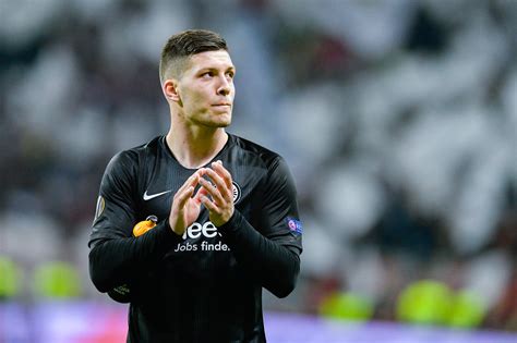 As Real Madrid kauft Frankfurt Star Luka Jovic für 60 Millionen Euro