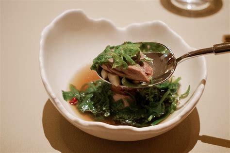 高雄 Fine Dining 餐廳「方蒔」新開幕！主廚與侍酒師妻子汲取各國養分及兒時記憶的琴瑟和鳴