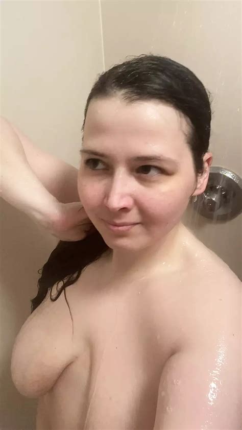 Vidéos Porno Gratuites Masturbation Sous La Douche Xhamster