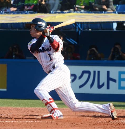 写真・図版（1枚目） 【12球団見どころ・ヤクルト編】山田哲人、“前人未踏”3年連続トリプルスリーの「現実味」 Aera Dot
