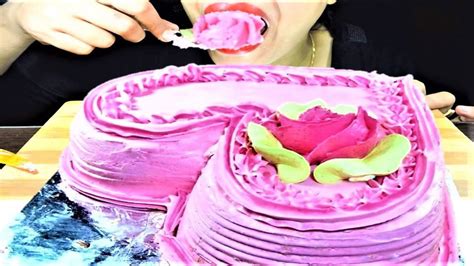 Asmr Eating Christmas Cake Strawberry 🍓 Cakemukbang Food Video Youtube