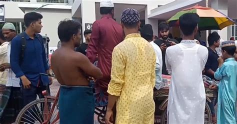 পুকুরে ভাসছিল ২ বোন