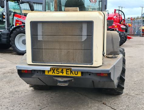 2004 Terex T200 Bell Tractors