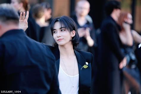 [잡담] 생로랑 정한 진짜 아름답다… 인스티즈 Instiz 연예 카테고리