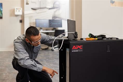 Schneider Electric Accelerates The Digitalization Of The Retail Industry Through Edge Computing