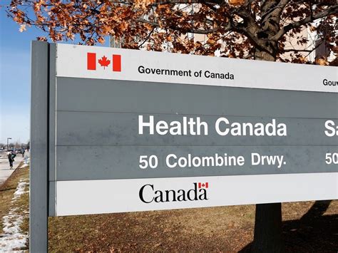 Health Canada Seizes Unauthorized Antibacterial Capsules From Asian