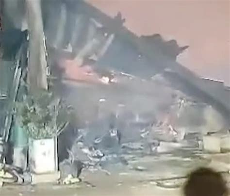 Incêndio Consome Barraco No Acampamento Canãa No Df Veja VÍdeo O