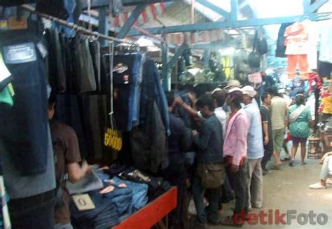 Kemendag Pakai Baju Bekas Impor Bisa Kena Penyakit Saluran Kelamin