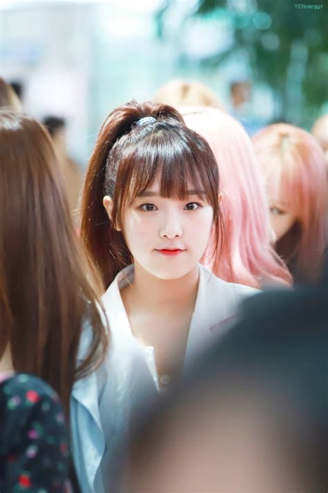 아이즈원 최예나 조유리 강혜원 공항콘서트 35 P