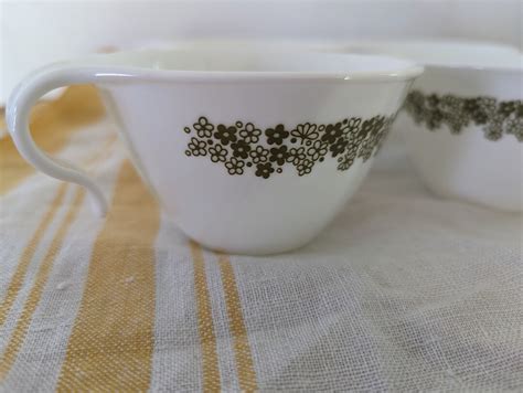 Vintage Corelle Daisy Pattern Hook Handle Cups Etsy