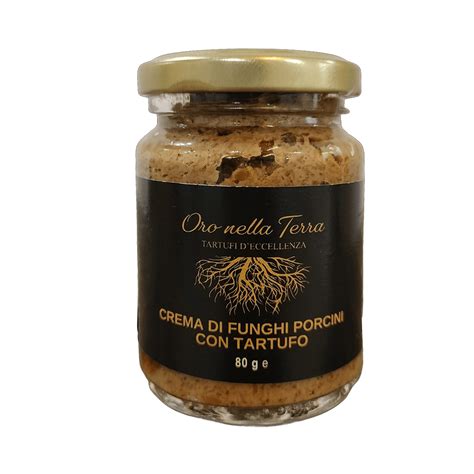Crema Di Funghi Porcini Con Tartufo Oro Nella Terra
