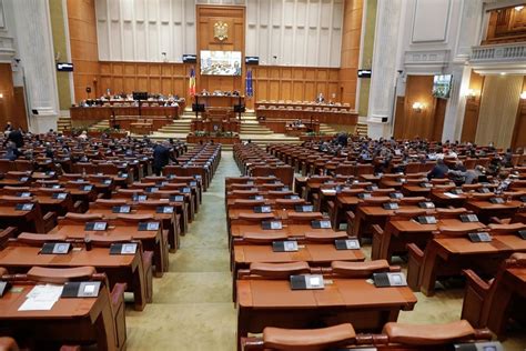 Scandal la ședința Parlamentului pentru marcarea unui an de lupte în