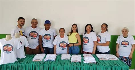 Prefeitura Municipal De Monte Das Gameleiras Entrega Do Fardamento