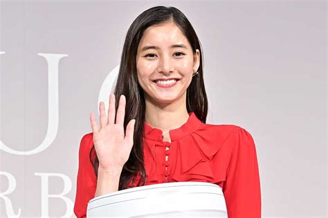 新木優子休日はアウトドア派 家にこもるよりは外に出て友達と会うことが多い ENCOUNT 2