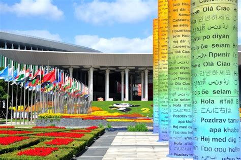 ງານວາງສະແດງສິນຄ້ານຳເຂົ້າສາກົນຈີນສົ່ງສັນຍານທີ່ເປີດປະຕູສູ່ພາຍນອກຂອງຈີນຢ່າ