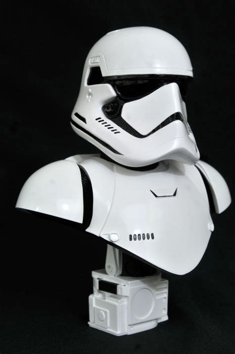 Star Wars Episode Vii Legends In 3d Bust 12 First Order Stormtrooper