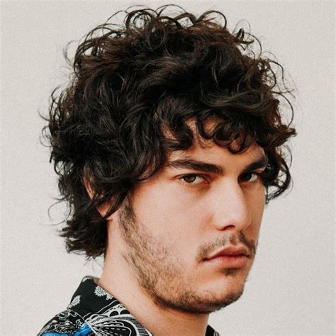 30 Exquisite Curly Hairstyles For Men In 2025