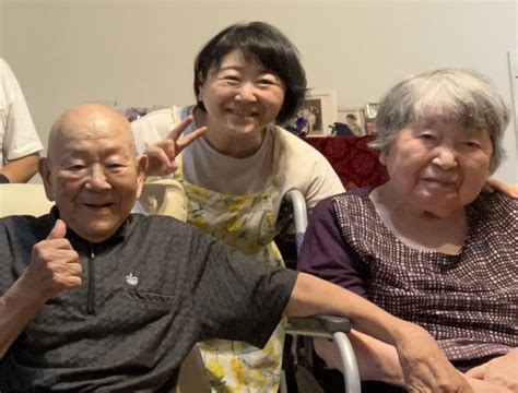 9月16日は敬老の日：9月16日は敬老の日。 一緒に住む妻の両親には岡崎市緑丘学区敬老会のご案内が。 この体育館で鍛えた孫3人を含め、今や孫