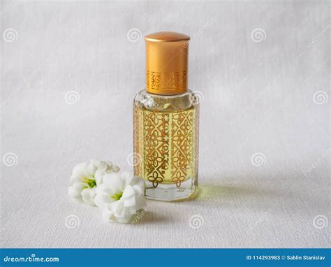 Arabian Oud Attar Perfume Or Agarwood Oil Fragrances In Mini Bottles