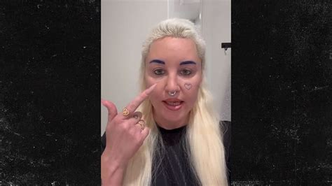 Amanda Bynes Reveals She Got Plastic Surgery On Eyelids The Projects