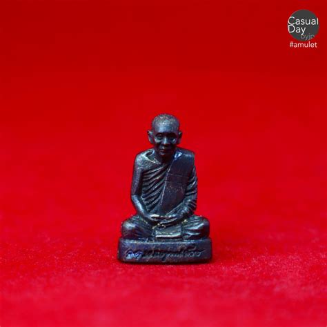 รูปหล่อลอยองค์ สมเด็จพระญาณสังวร สมเด็จพระสังฆราช สกลมหาสังฆปรินายก วัดบวรนิเวศวิหาร พร้อมกล่อง