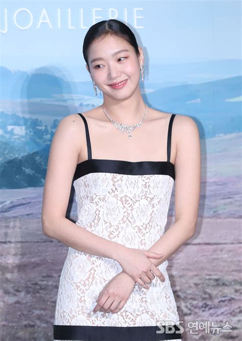 [e포토] 김고은 수줍은 미소도 러블리하게