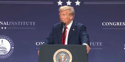 비트코인 1억2022만 원대 하락 관세 전쟁 재점화에 투자 심리 위축