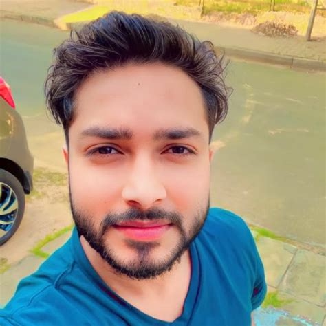 Reejul Phulia Reejul Phulia • Threads Say More