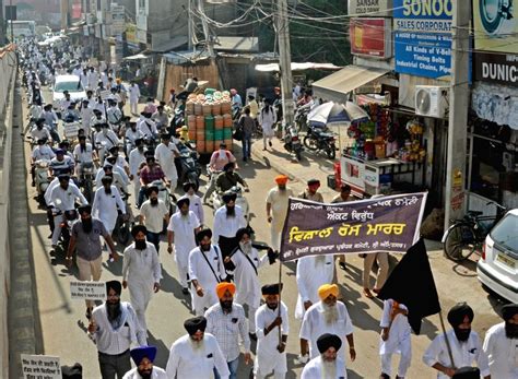 Shiromani Gurdwara Parbandhak Committee Members Protest
