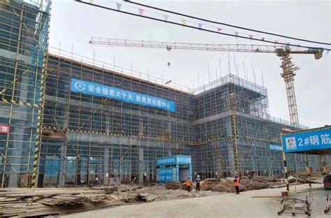 明年6月全面建成投用！贵安高端园区标准厂房二期项目开启建设“加速度”施工新区配套