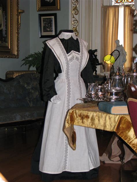 Victorian Aprons Loving This Maids Apron And Thinking About Trying To