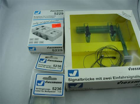 Viessmann Signalbrücke mit Decoder und Kabelset Kaufen auf Ricardo