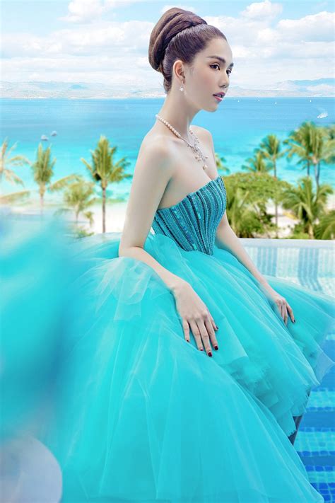 Hậu clip nude 100 gây sốc Ngọc Trinh tung bộ ảnh đẹp ngẩn ngơ Hóa
