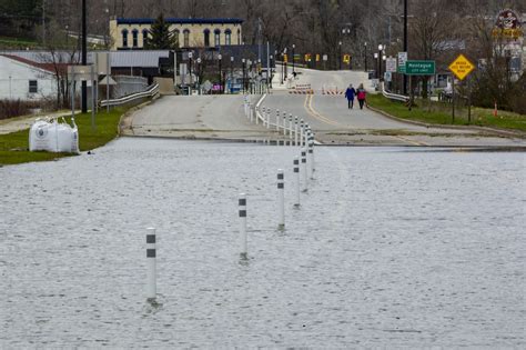 Heavy Rains Cause Flooding In Lakeshore Communities