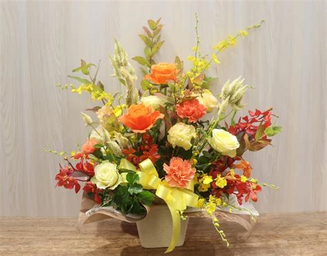 お誕生日祝いや開業祝いなどで納品したアレンジのご紹介です ブログ ふじみ野の花屋ならフラワーショップ 花のん