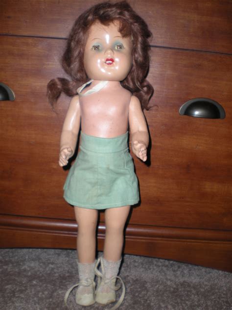 Antique Doll Collectors Weekly