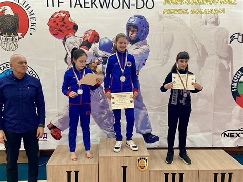 Със спортни постижения и медали клубовете Хуа Ранг и Таек кион изпращат 2023 г Ботевград