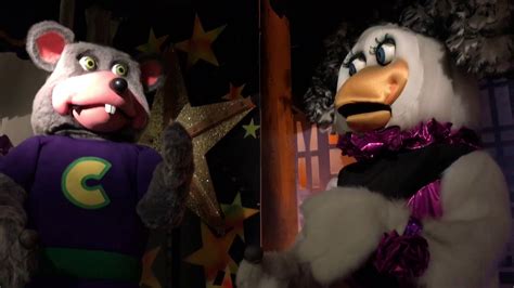Chuck E Cheese Show 1 2018 Bailando Youtube