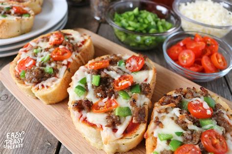 Texas Toast Garlic Bread Pizza For Busy Weeknights Easy Peasy Pleasy