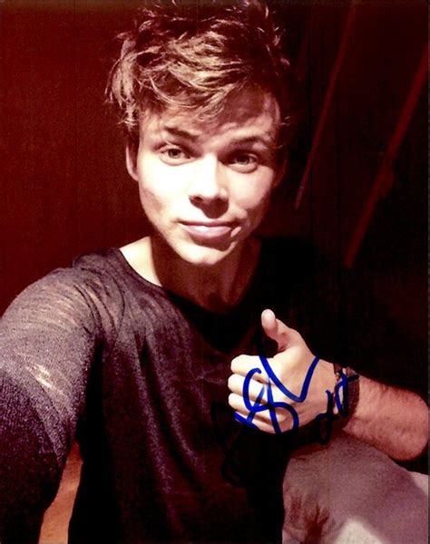 Ashton Irwin Of 5 Seconds Of Summer Signed Authentic 8x10 Free Ship The