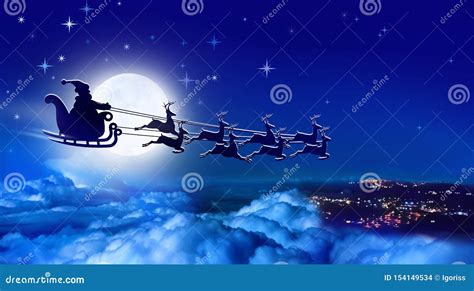 Santa Claus In Een Ar En Rendierslee Vliegt Over Aarde Op Achtergrond