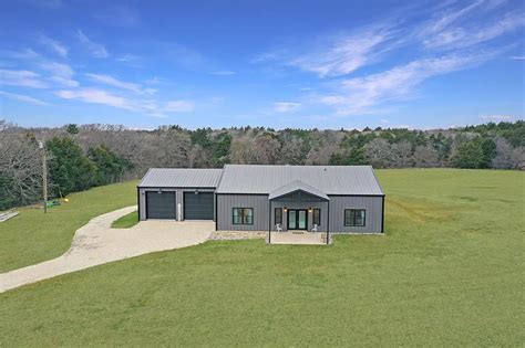 Small Single Story Pole Barn Homes Barn Plan 1792 Square Feet 3