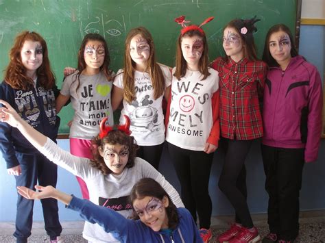 8ο ΔΗΜΟΤΙΚΟ ΣΧΟΛΕΙΟ ΛΙΒΑΔΕΙΑΣ ΜΕ ΤΗ ΔΑΣΚΑΛΑ ΤΩΝ ΕΙΚΑΣΤΙΚΩΝ