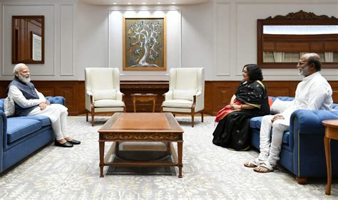 Rajinikanth Meets Pm Narendra Modi President Ram Nath Kovind News Live