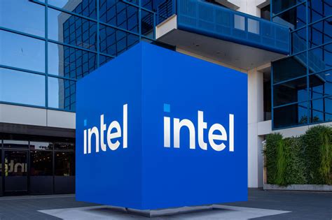 Intel Stock Jumps On Positive Outlook Despite Q3 Losses